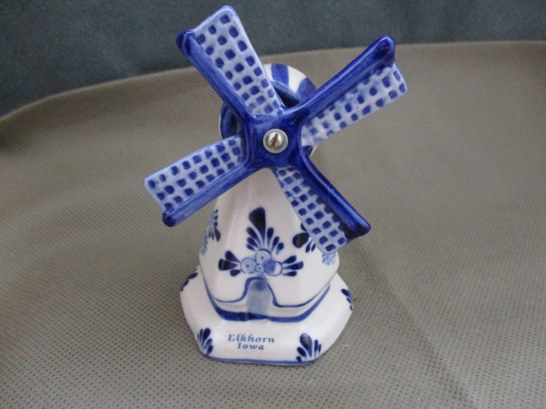 Vintage Dutch Windmill Figurine,deift Blue Handpainted, Elk Hore Iowa ...