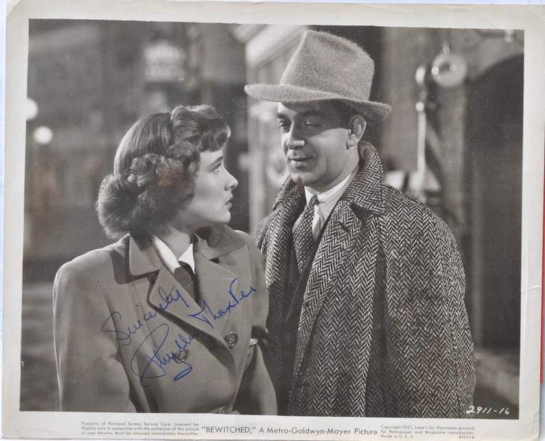 Phyllis Thaxter Signed Photo - Bewitched, Thirty Seconds Over Tokyo W ...