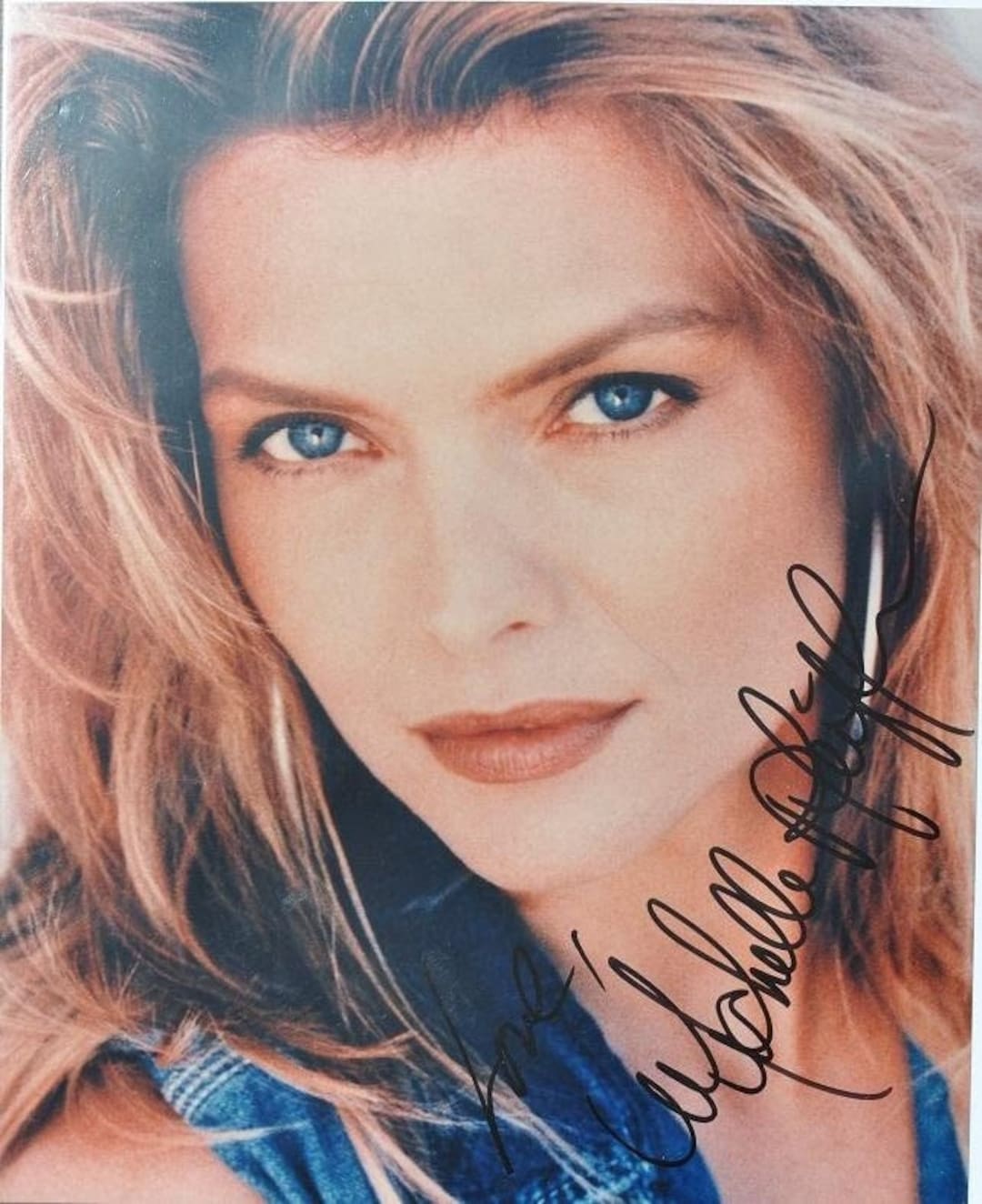 Michelle Pfeiffer Signed Photo - Witches of Eastwick, Hairspray W/COA ...
