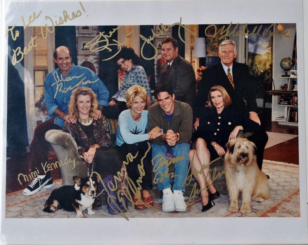 Dharma & Greg Cast Signed Photo X8 – Jenna Elfman, Thomas Gibson + W ...