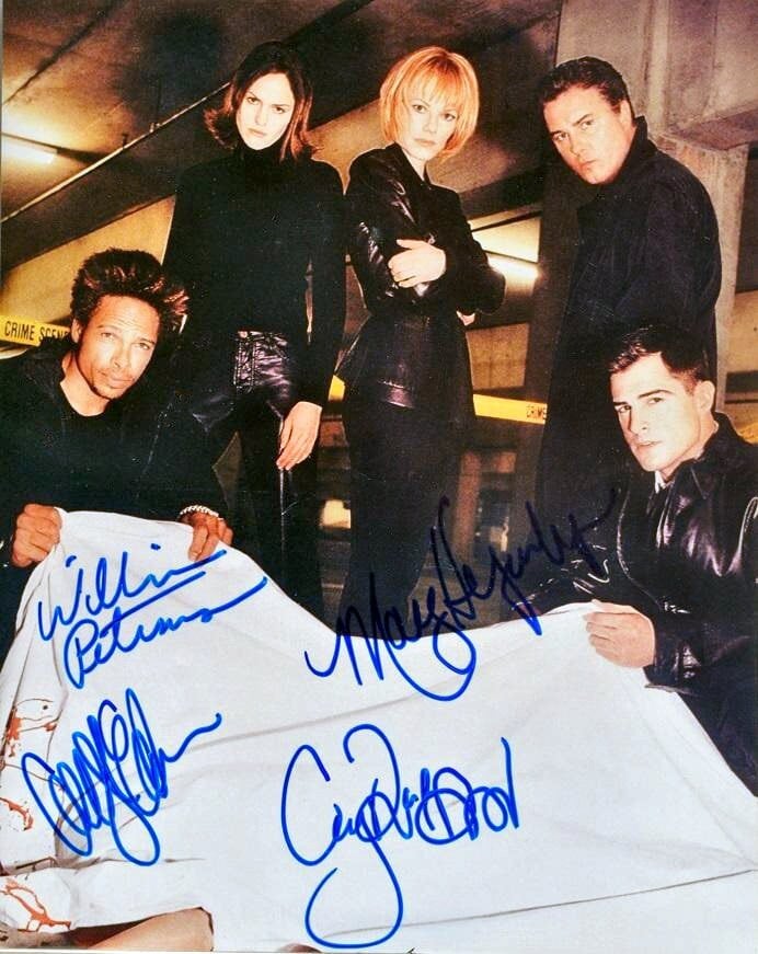 CSI Crime Scene Investigation Cast Signed Photo X4 – William Peterson ...