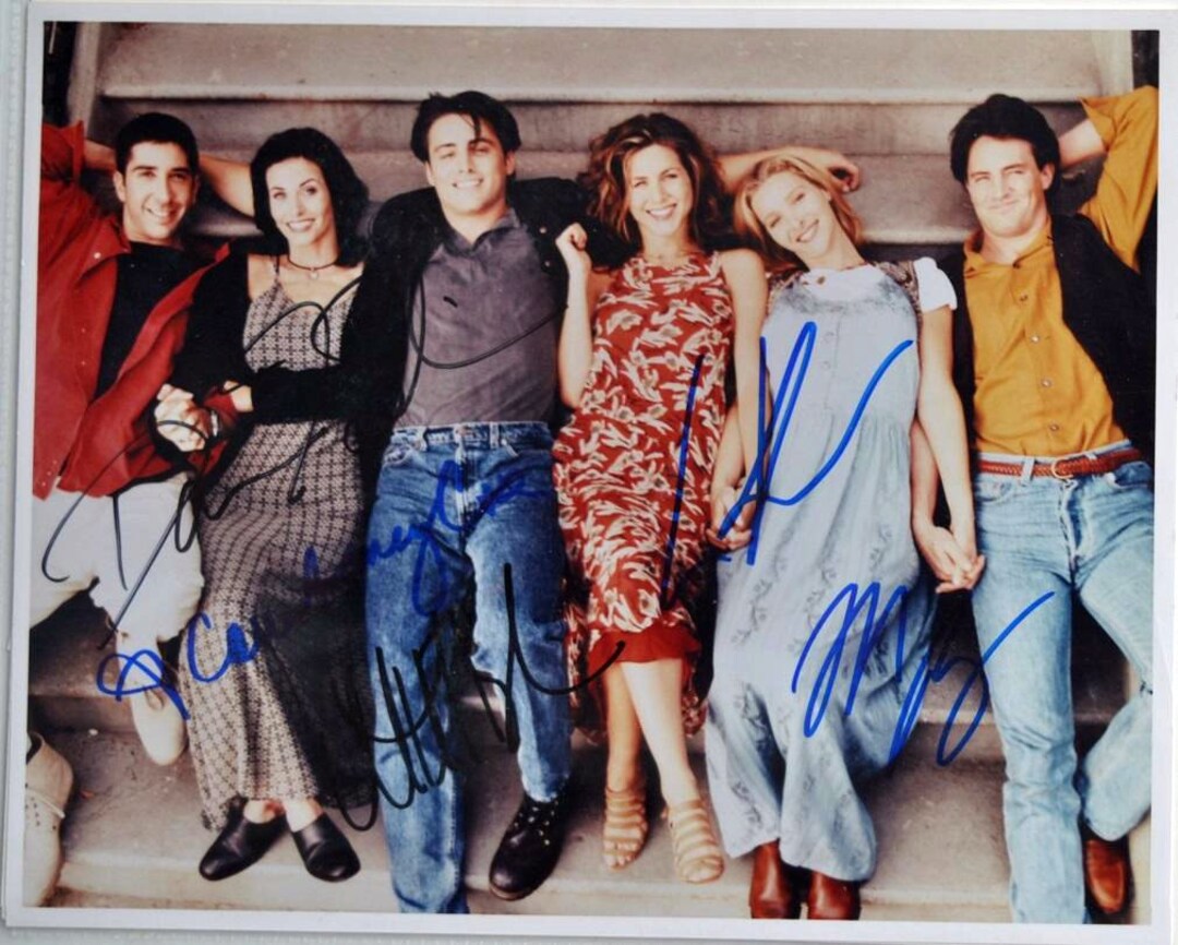 Friends Cast Signed Photo X6 - Jennifer Aniston, Courteney Cox, Lisa ...