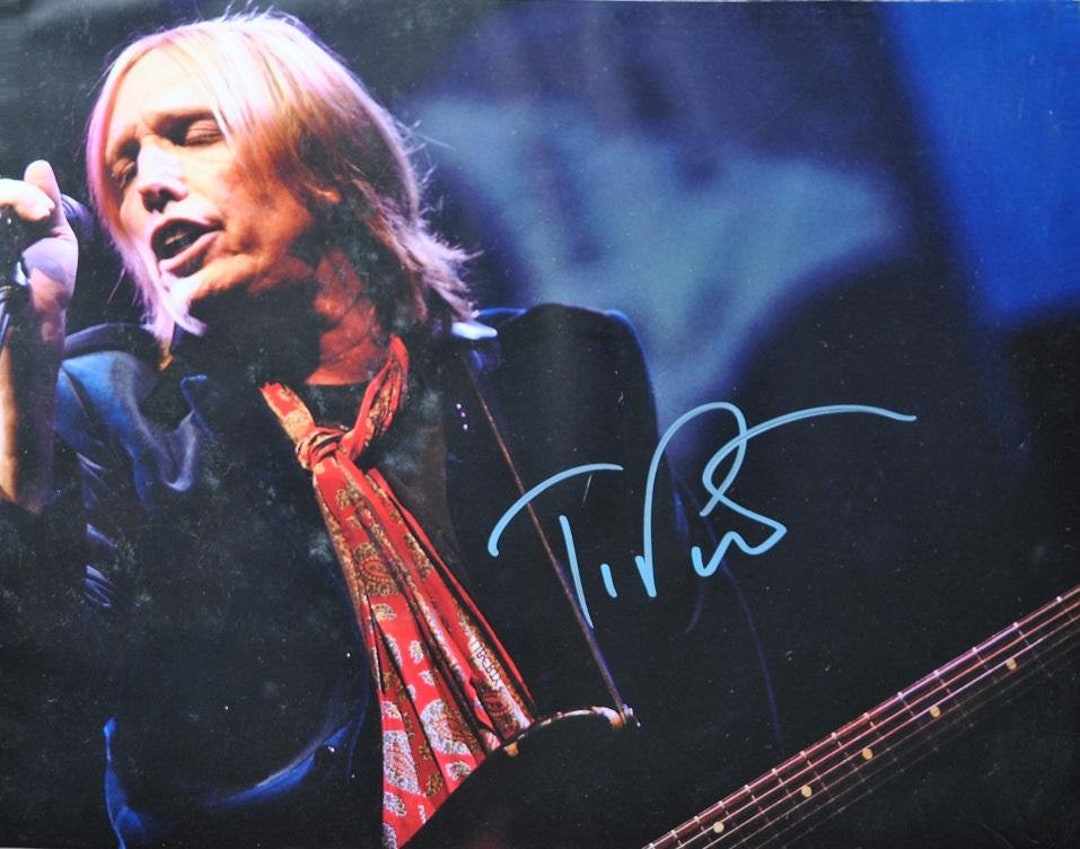 Tom Petty Signed Photo - Heartbreakers W/COA - Etsy