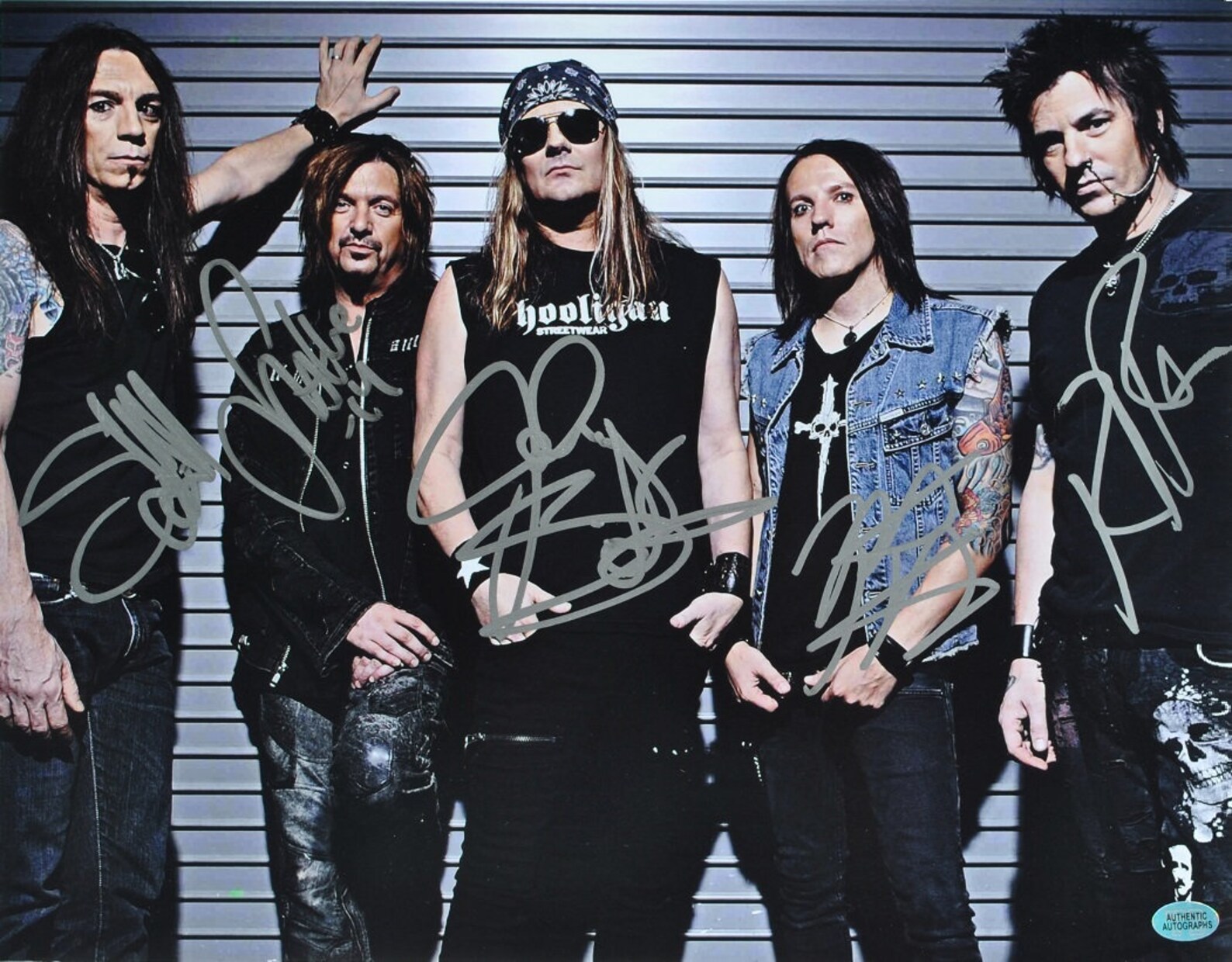 Skid Row Band Signed Photo X5 - Johnny Bollinger, Scotti Hill, ++ 11"x ...