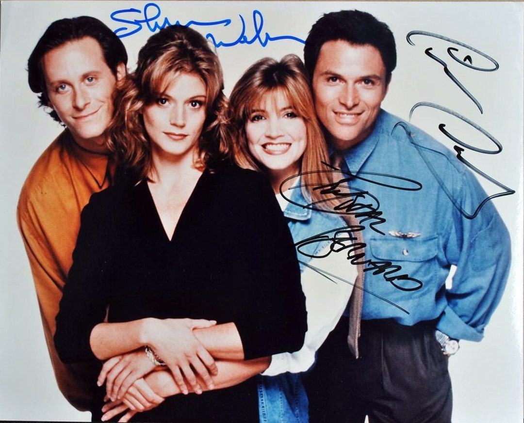 Wings Cast Signed Photo X3 - Tim Daly, Steve Weber, Crystal Bernard - W ...