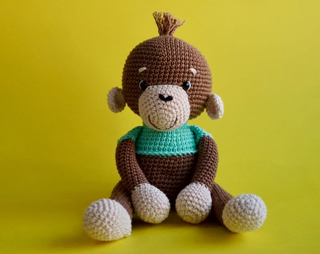 Amigurumi Chimpanzee Crochet Pattern: Gunter, English & Spanish (PDF ...