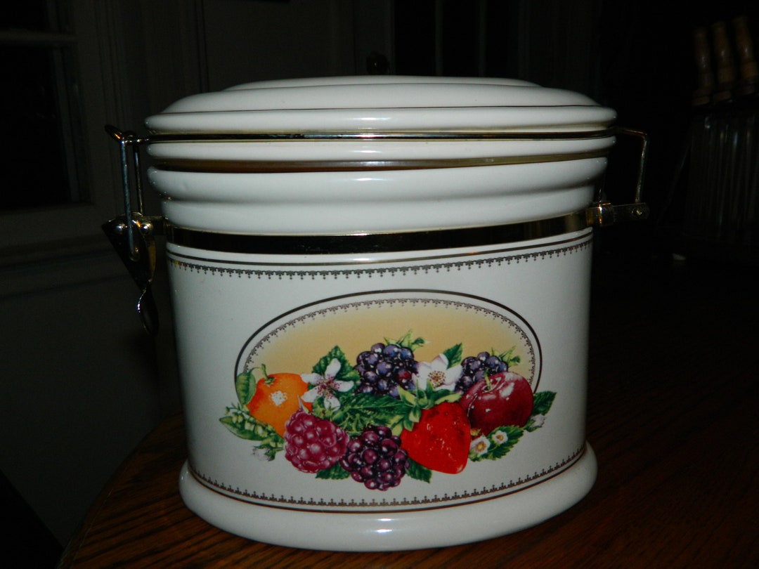Knott's Berry Farm Food Canister, Vintage Large Oval Hinged Container W ...