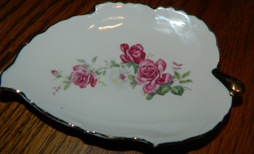 White Porcelain Leaf Shaped Dish~pink Rose Floral Design Etched in 22KT ...