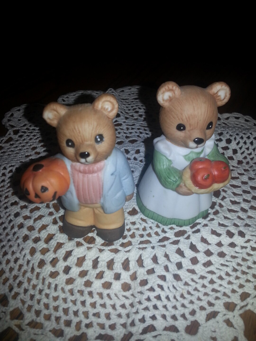 A Vintage Pair of Homco Bears, Couple of Bears Holding a Basket of ...