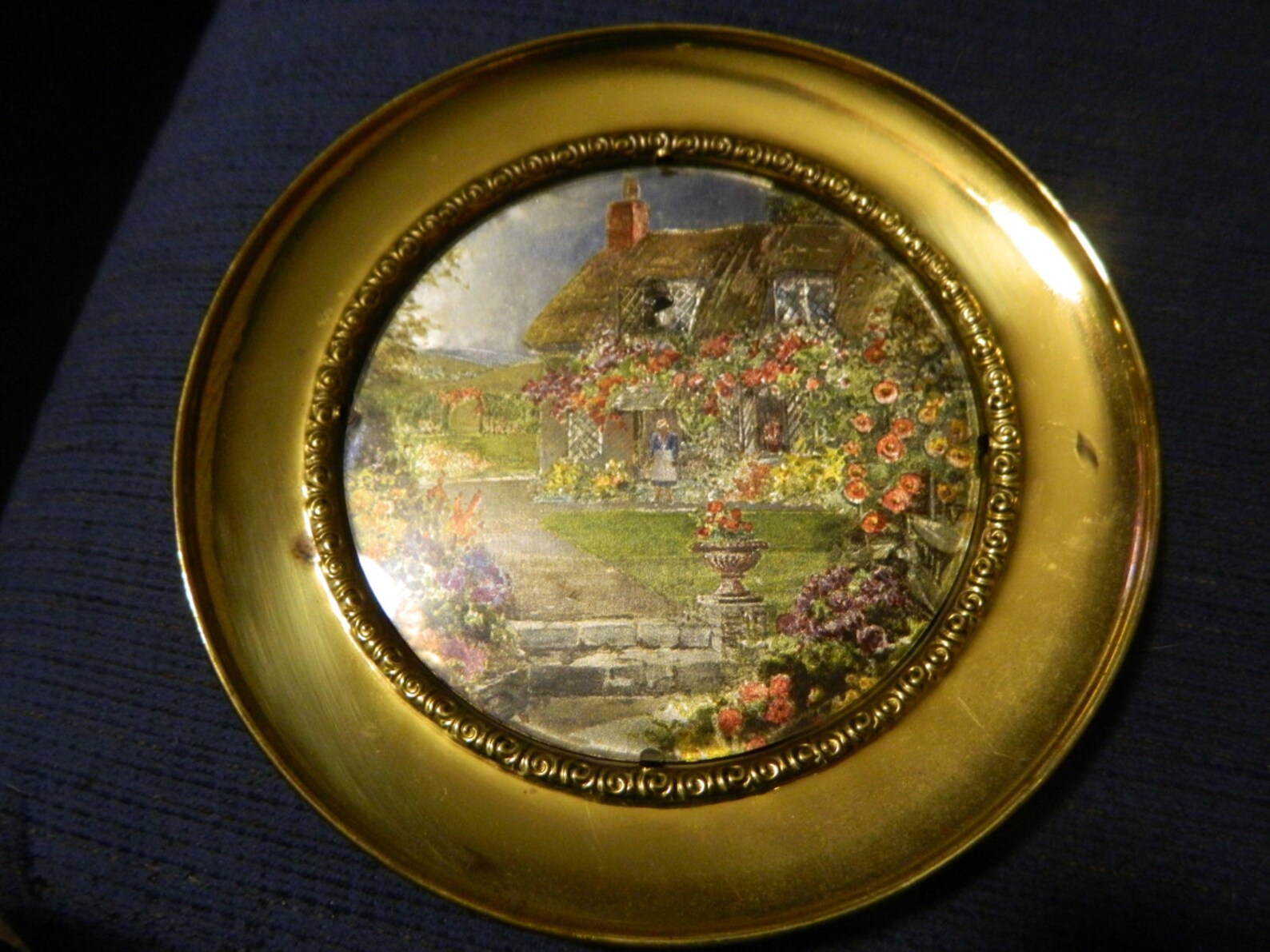 2 Round Solid Brass Plates W/ Foil Print Picturesbrass Wall - Etsy