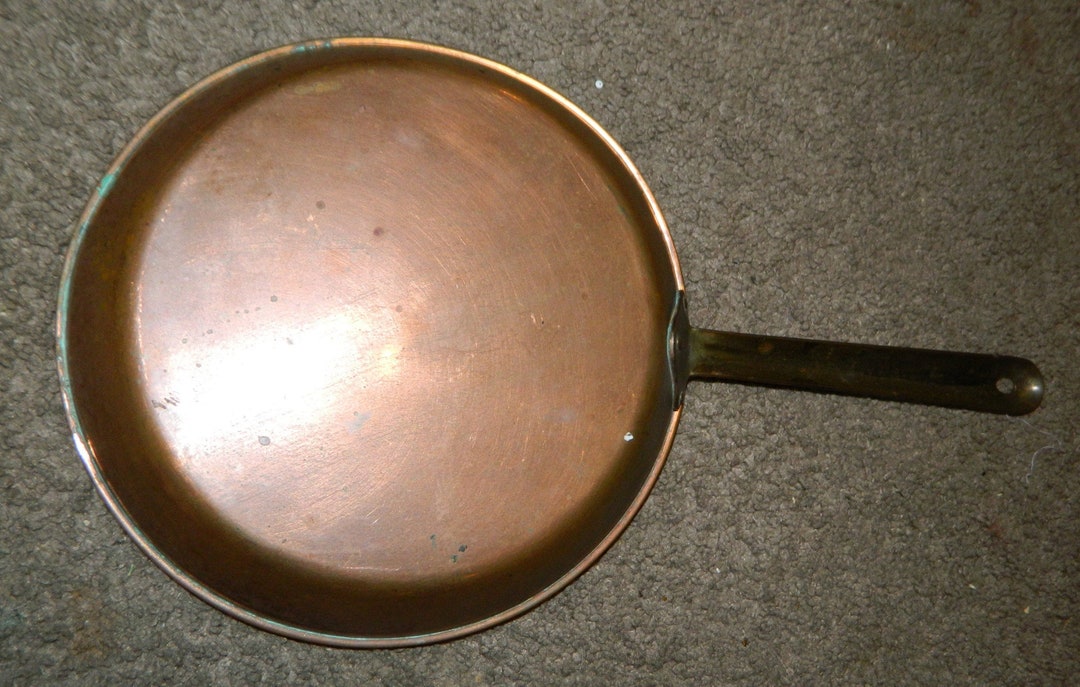 A Vintage Copper & Stainless Long Handle Frying Pan W/a Brass Handle. A ...