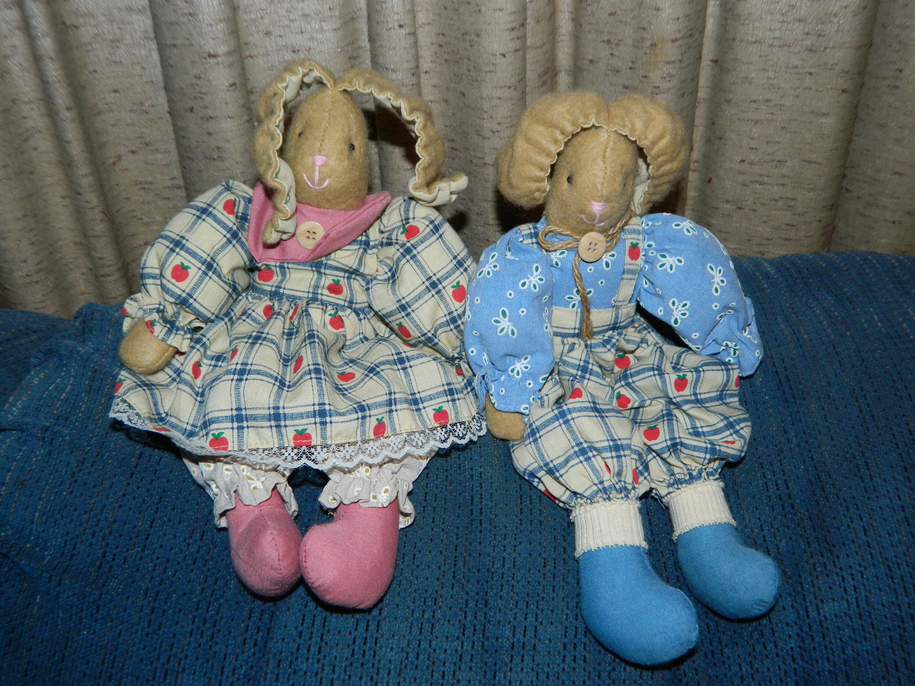 A Vintage Pair of Bunny Rabbits. Two Bunnies Have Matching - Etsy