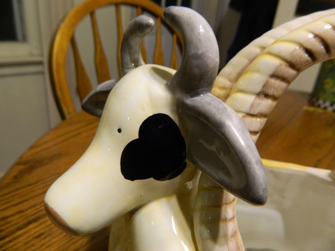 Cow PlanterPotCeramic CowCountry Kitchen DecorationFlowers | Etsy