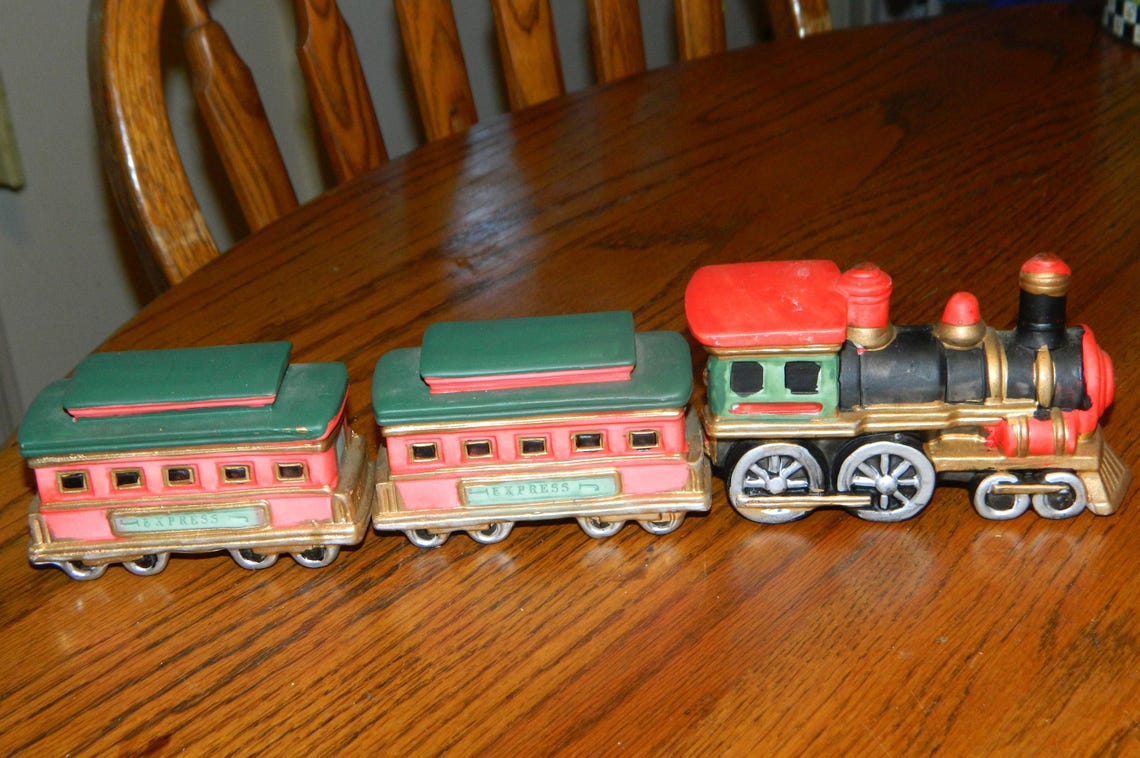 A Small 3 P.C. Vintage Christmas Trainceramic Festive Holiday | Etsy