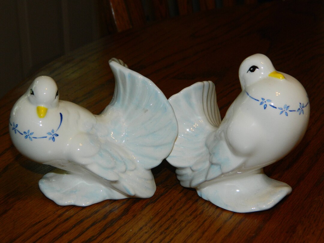 Vintage Pair of Glossy Porcelain Doves~love Birds~handmade Doves~paired ...