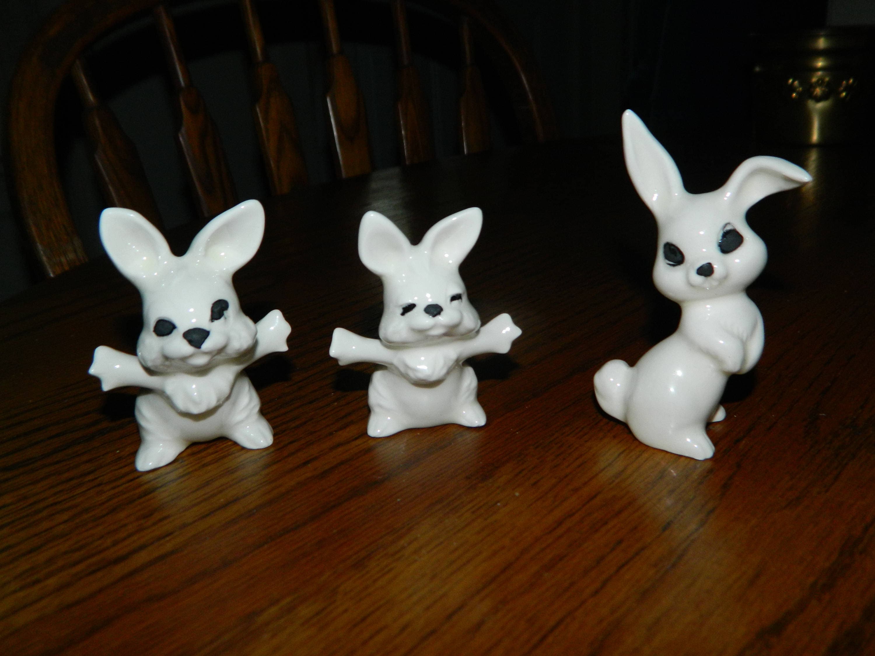 3 Little Vintage Ceramic Bunny Figurines3 Glossy White Easter - Etsy ...