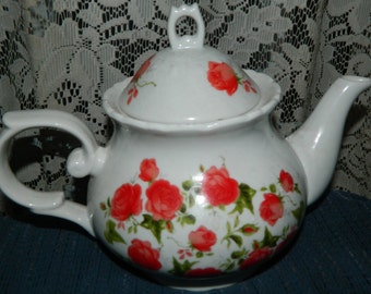 Red Roses on White Ceramic Teapot - Etsy
