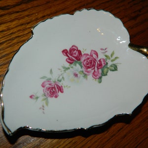 White Porcelain Leaf Shaped Dish~pink Rose Floral Design Etched in 22KT ...
