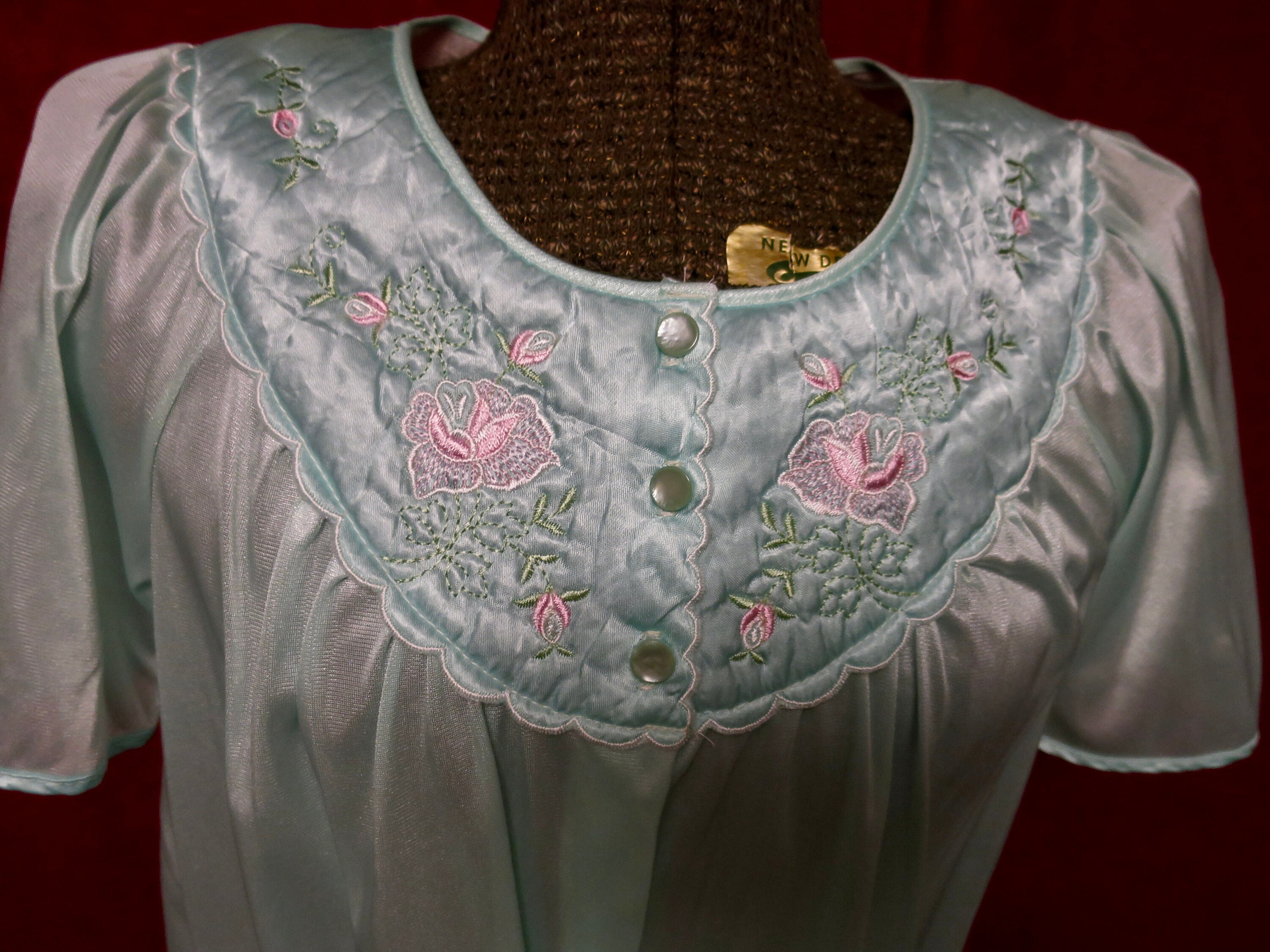 Vintage Quiet Moments Robe Quilted Embroidered Top Size Small - Etsy