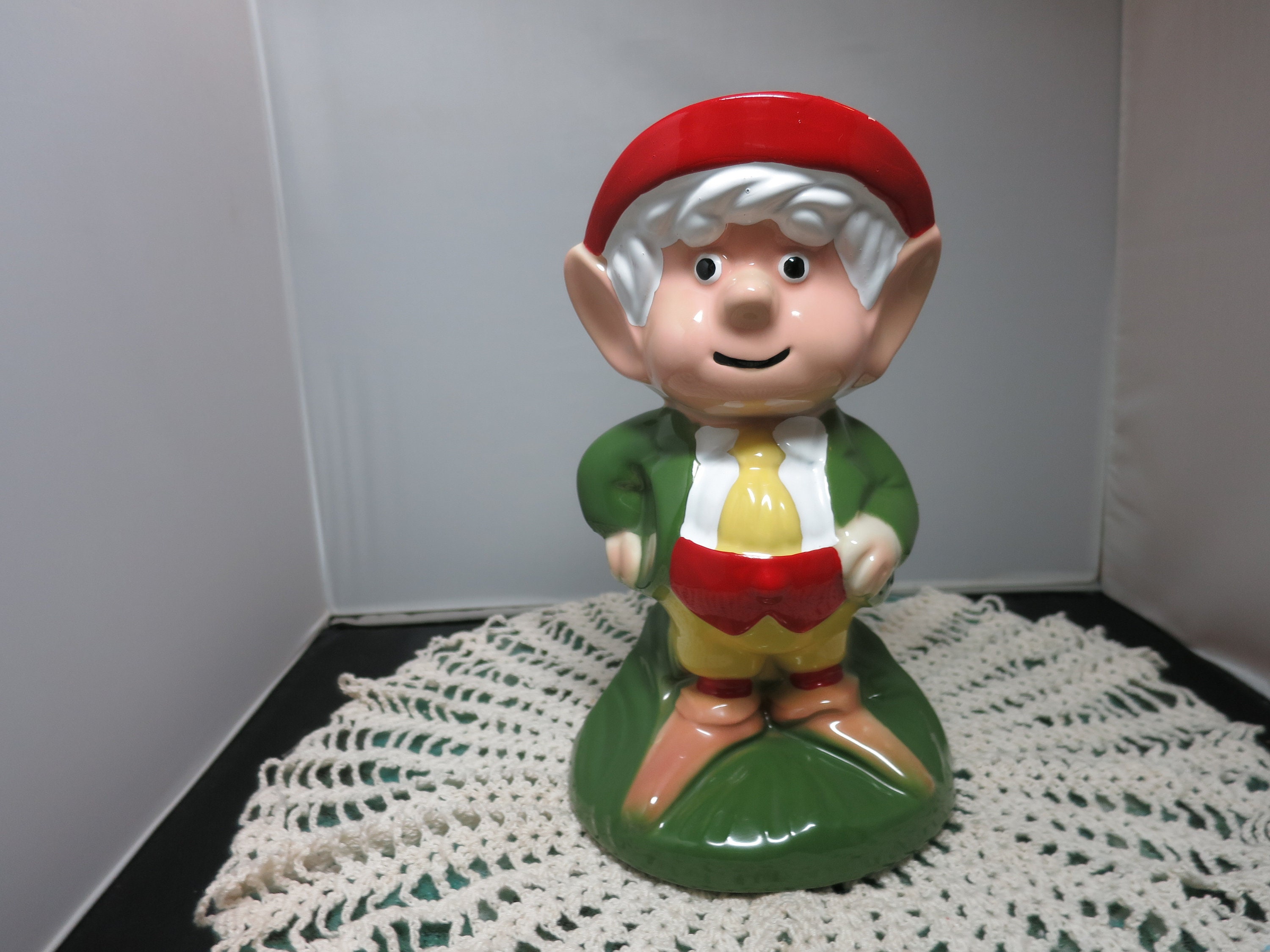 Mexican Keebler Elves