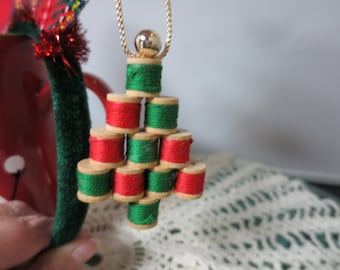 Vintage Wooden Thread Spools Christmas Assemblage/set of Two - Etsy