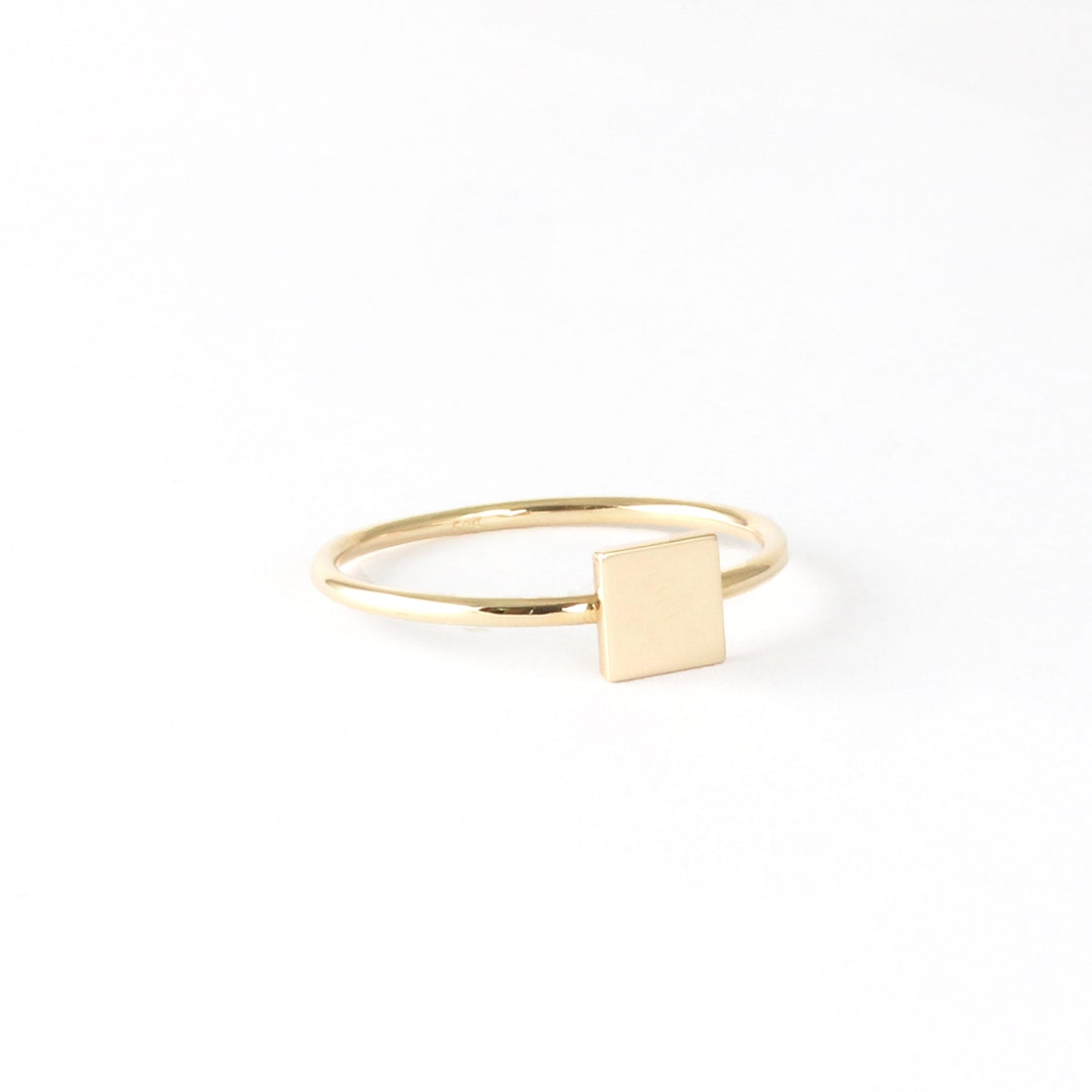 Gold Ring With Square, Everyday Geometrical Design for Woman Ring ...