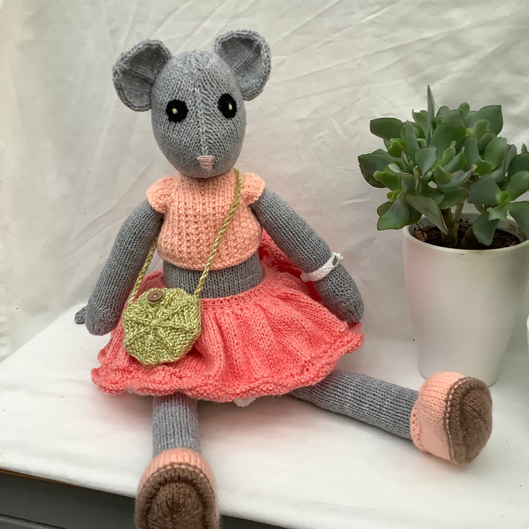 Tillie the Hand Knitted Mouse - Etsy