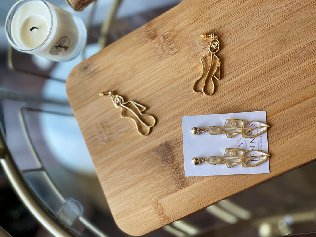 Female Abstract Body Outline Earrings - Body Shape Earrings - Body ...