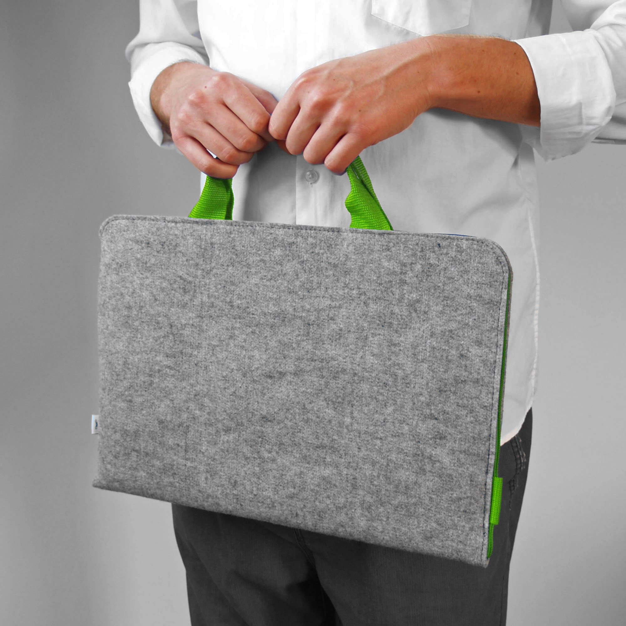 MACBOOK SLEEVE FELT Laptop Cover With Hands Green Zipper and - Etsy