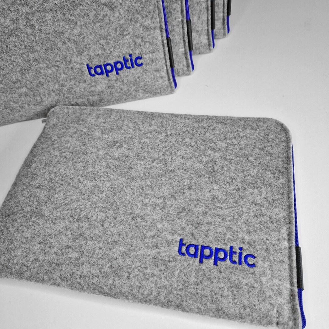 PERSONALIZED MacBook SLEEVE With Colour Zipper and Embroided Company ...