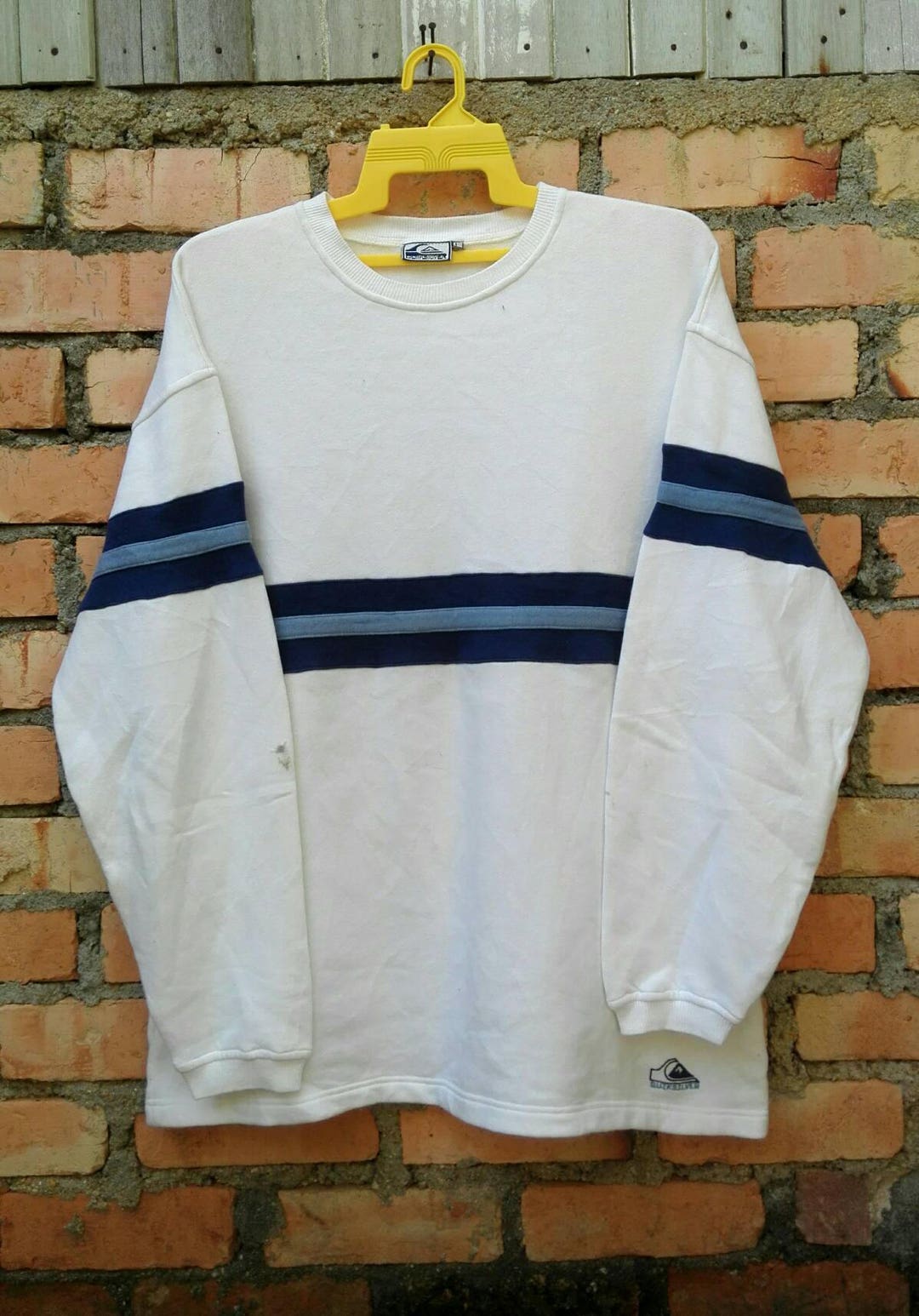 Vintage Quicksilver Surf Wear Surf Style Surf Board Pullover Jumpers ...