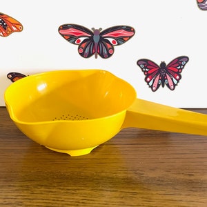 Yellow Tupperware Strainer Small Yellow Tupperware Colander - Etsy