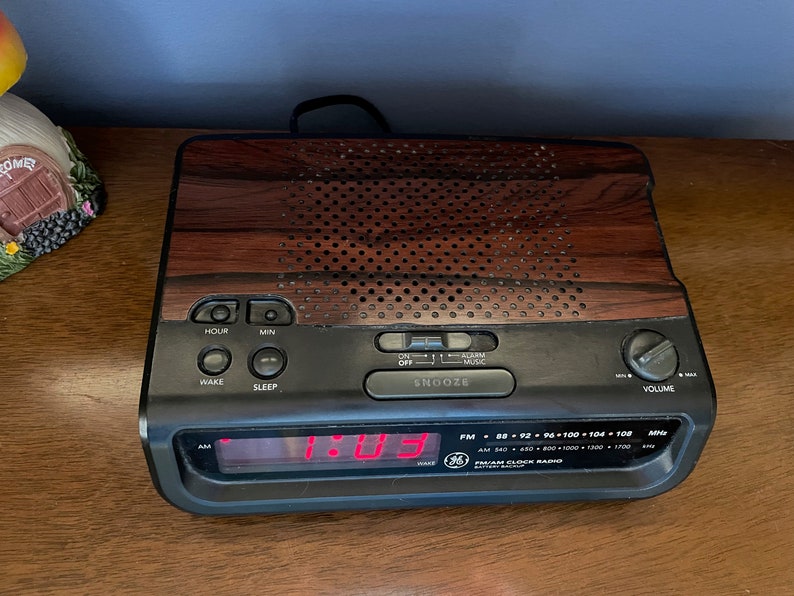 Vintage 1980's GE Digital Alarm Clock Radio AM/FM Model - Etsy
