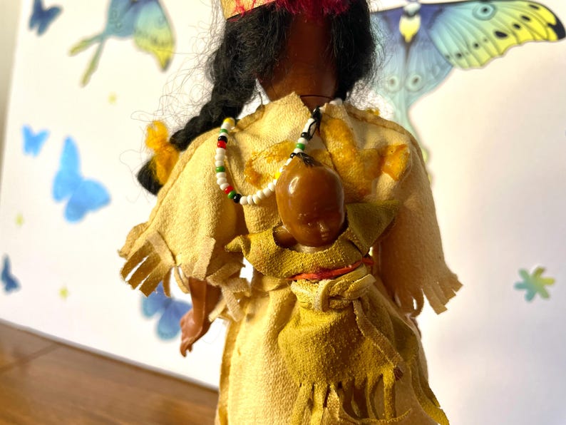 Mid-century Native American Plastic Dolls, Couple With Papoose, 8.5 ...