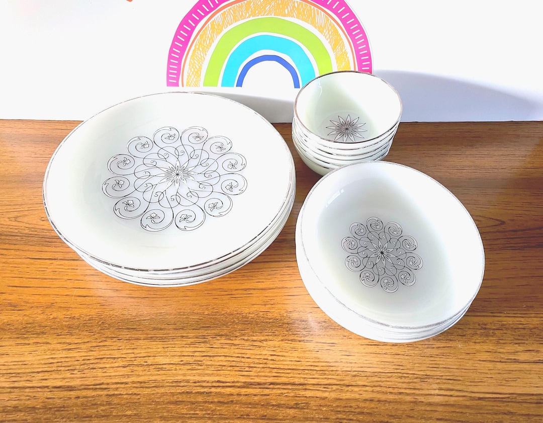Anchor Hocking Vienna Lace Dinnerware - 14-piece Vintage Milk Glass Set ...