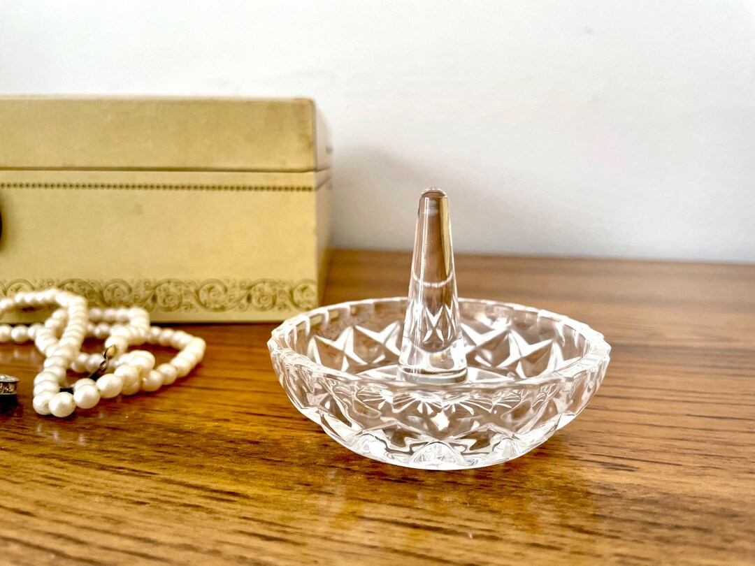 Vintage Cross Cut Ring Holder, Cut Crystal Ring Holder, Starburst Glass ...
