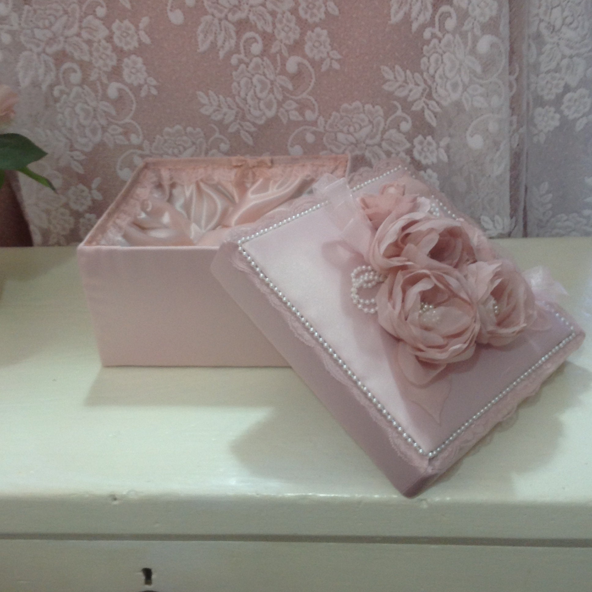 Decorativ Box Square Dusty Pink With Hand Made Roses and Pearl Trim - Etsy
