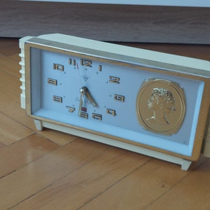 Vintage Mechanical Alarm Clock Shanghai Diamond/wind-up Desk Alarm ...