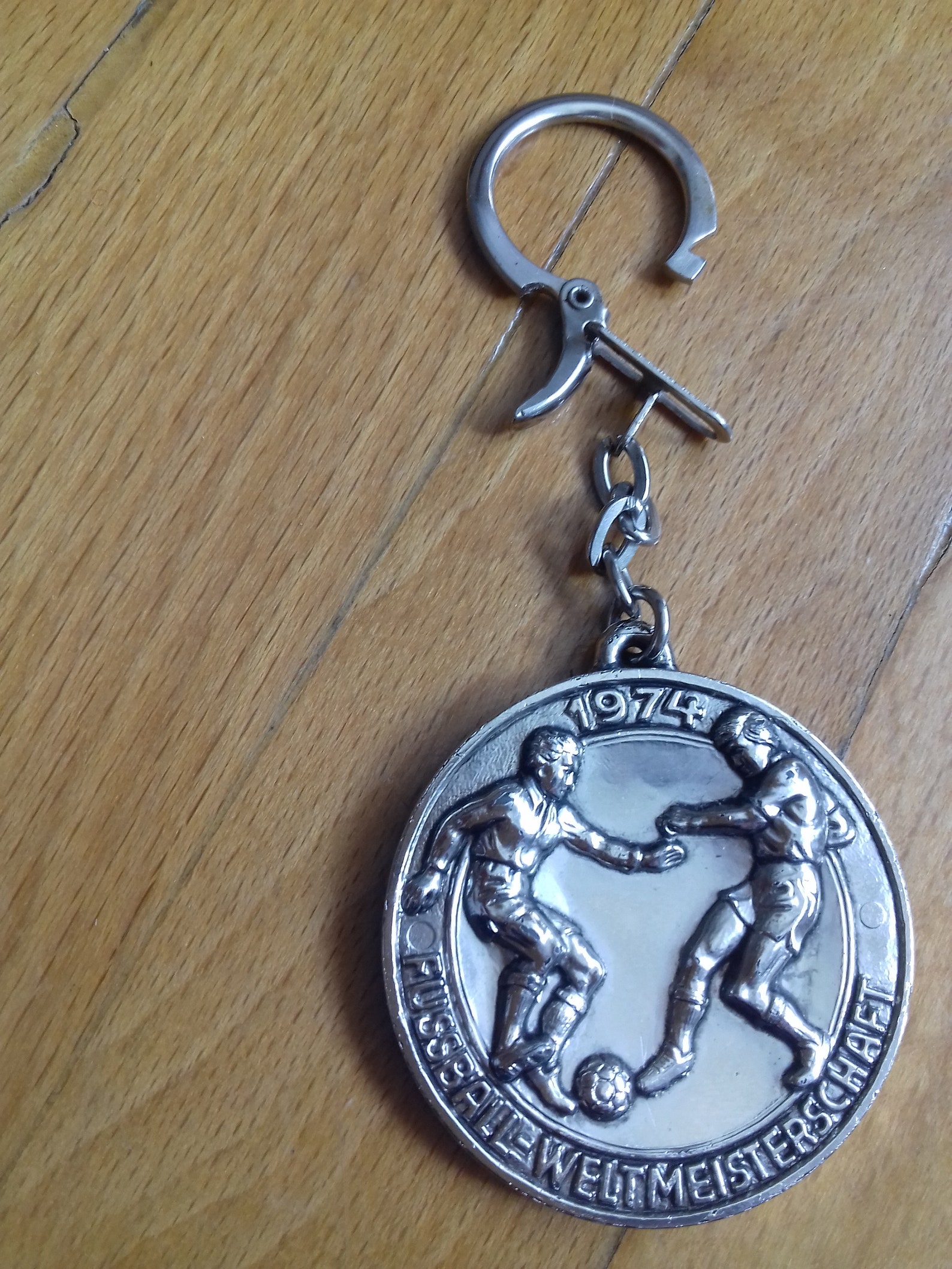 FIFA FOOTBALL SOCCER World Cup Germany 1974. Vintage Keychain - Etsy
