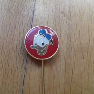 Vintage Disney Enamel Pin Donald Duck - Etsy