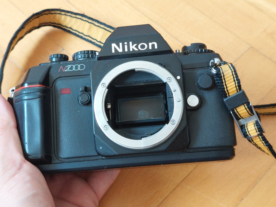 Vintage Nikon N2000 SLR 35mm Film Camera/ Camera Body-no Lensse/good ...