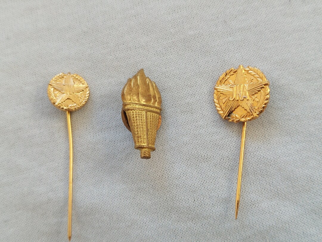 Set of 3 Vintage Pin Badge Yugoslavia Torch and Yugoslavian Army (JNA ...
