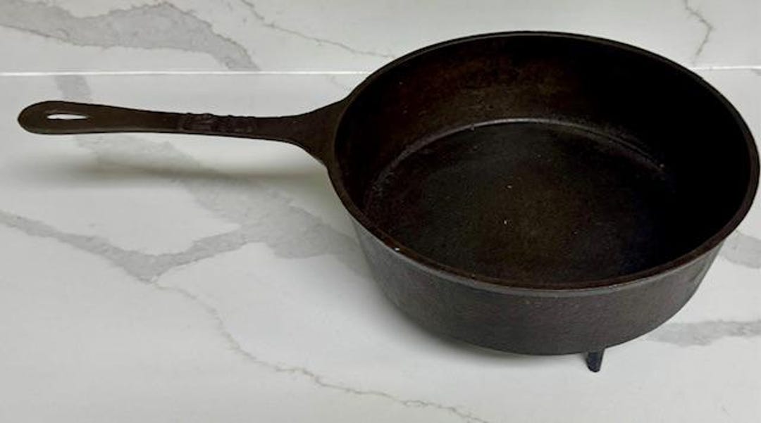 Antique Cast Iron Skillet/12 Inch Spider Cast Iron Pot/outdoor Cooking ...