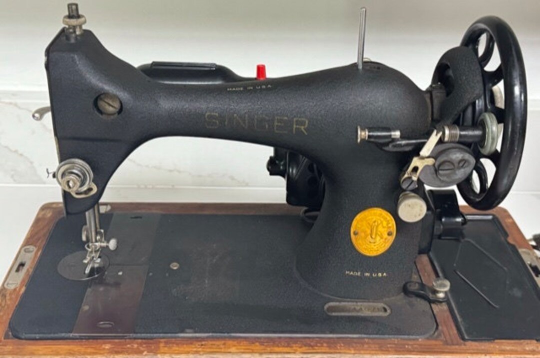 Vintage Singer Sewing Machine/singer Model 128portable/bentwood Case ...