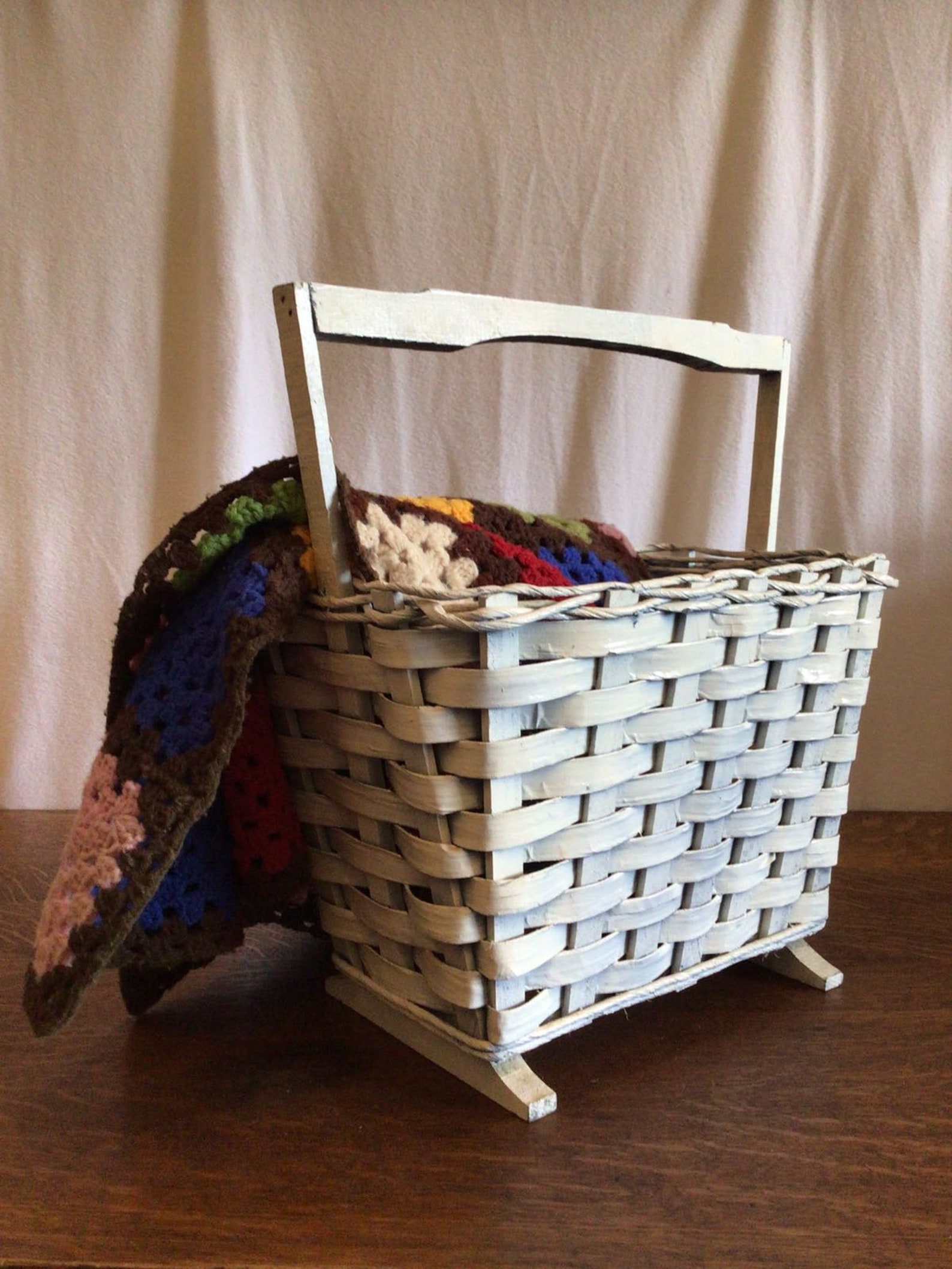 Magazine Rack- White- Wood- Shabby Chic- Grandmillennial- Farmhouse ...