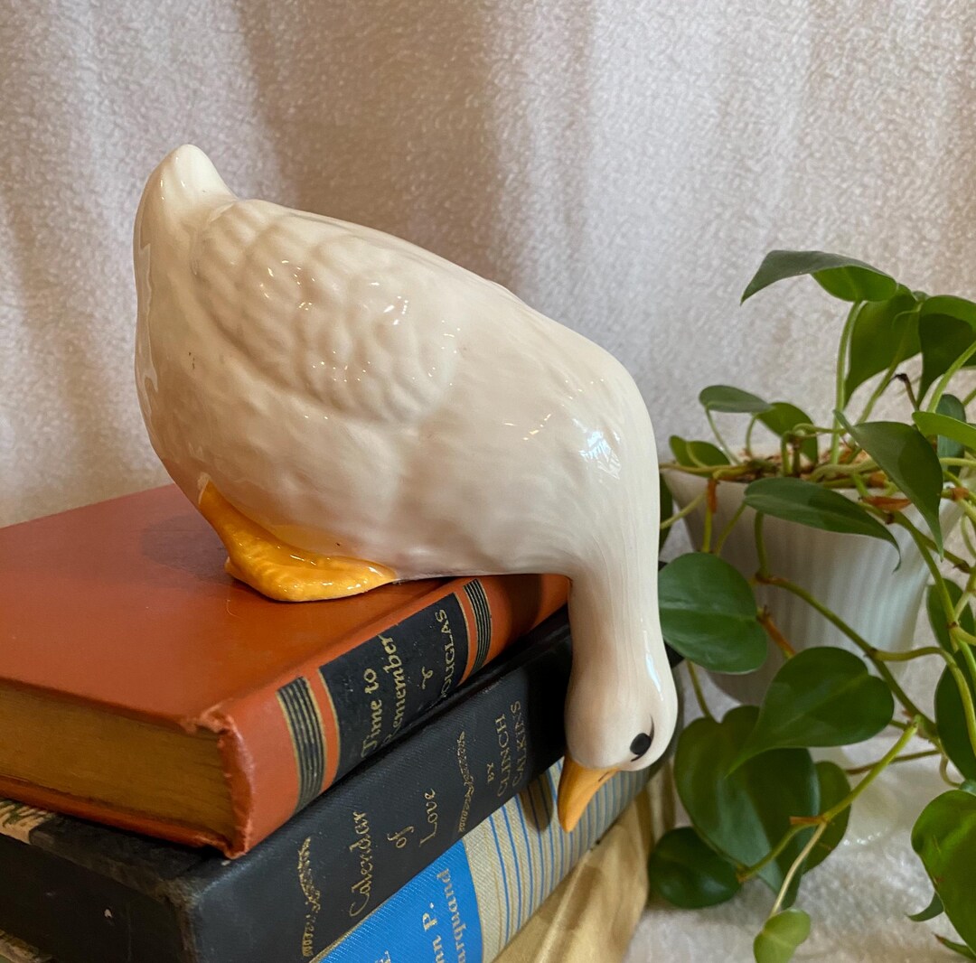 White Duck/goose Ceramic Figurine Shelf Sitter Vintage - Etsy