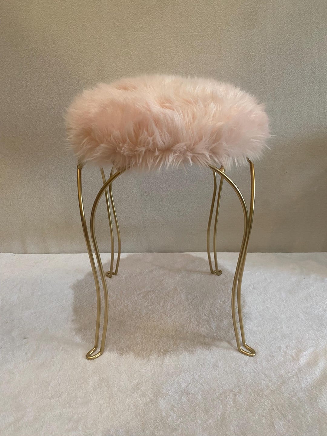 MCM Vanity/boudoir Stool - Gold Tone- Blush Pink Plush Faux Fur Seat ...