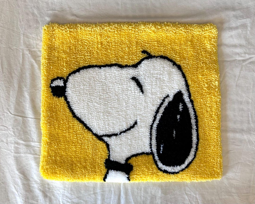 Custom Handmade Snoopy Tufted Decorative Rug, Snoopy Tufted Rug, Snoopy ...