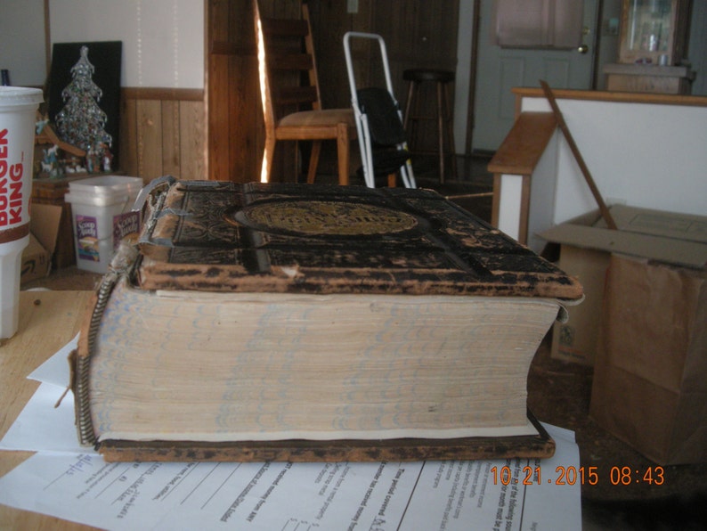 Antique 1892 Pronouncing Parallel Bible (illustrated) - Etsy