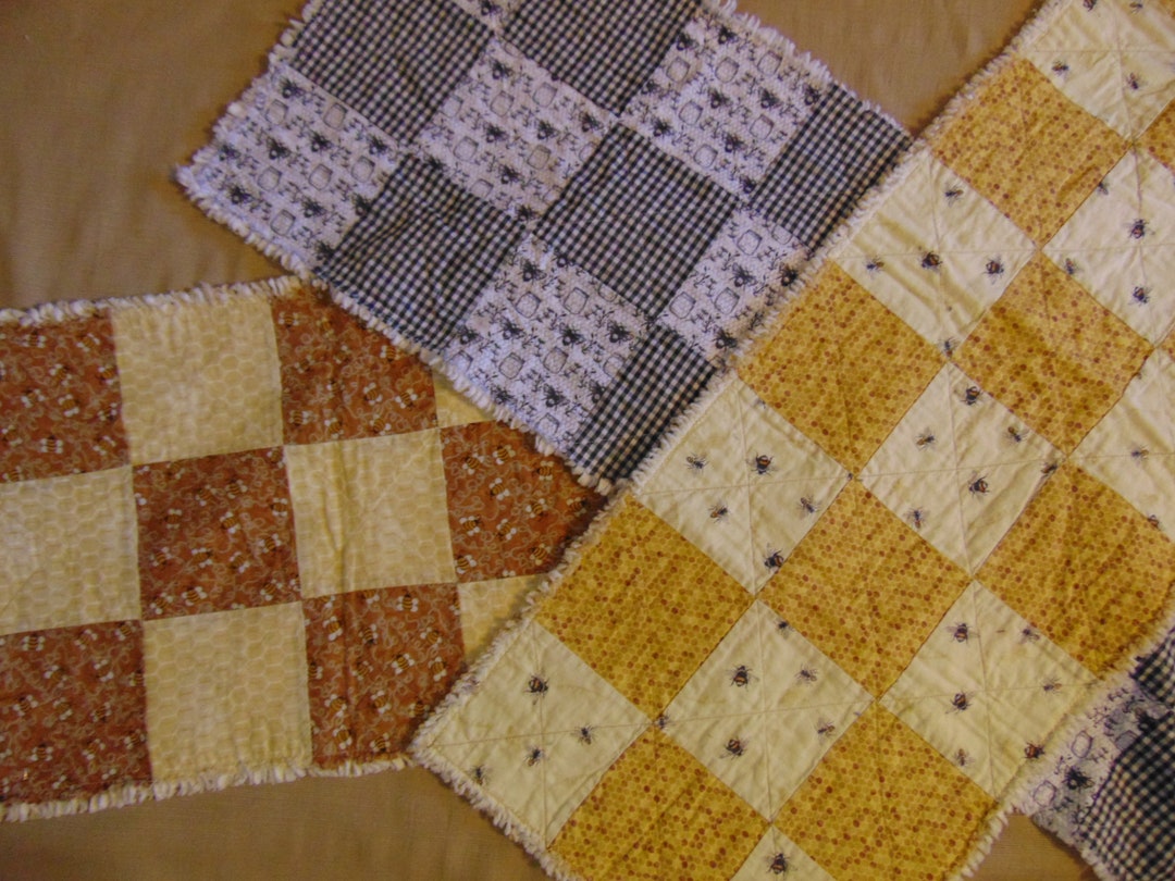 Bees Rag Quilt Checkerboard Patchwork Table Runner Choice of Colors ...